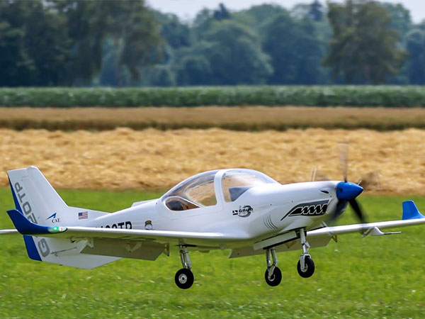 Grob G 120TP - Modellflug Helden